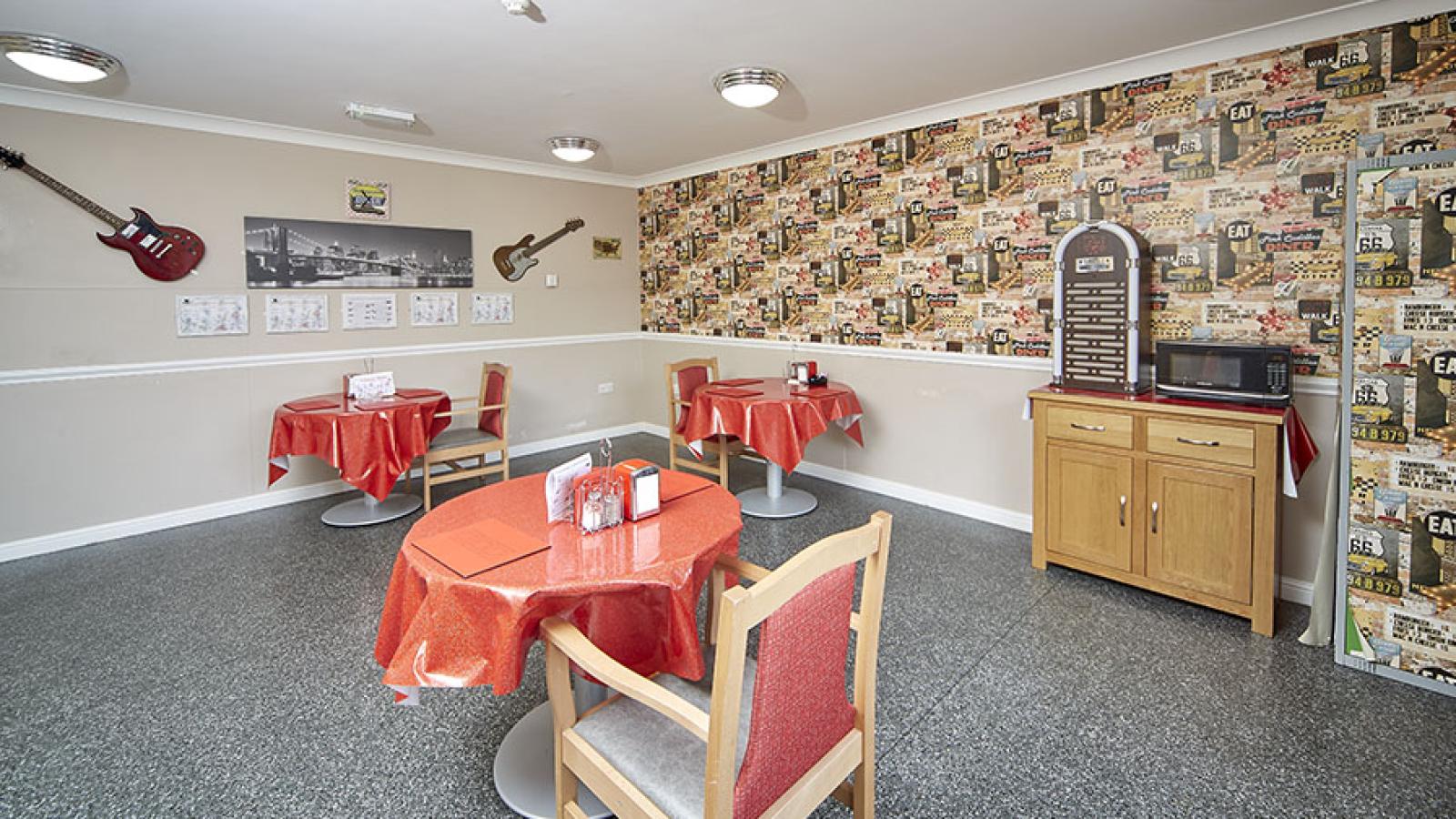 Thames House Care Home | Exemplar Health Care